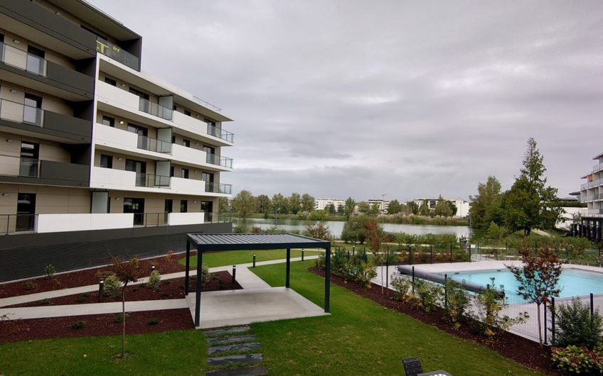 BRUGES R sidence SENIOR Appartement T2 Avec Parking Et Terrasse BRUGES R sidence SENIOR Appartement T2 Avec Parking Et Terrasse
